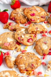 19 Easy Strawberry Rhubarb Recipes - Rootsy Network